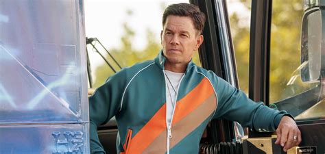 Is Entourages Vincent Chase Based On Mark Wahlberg
