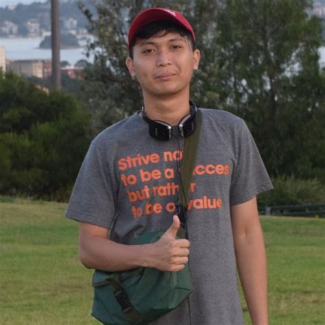 About Gerry Weber Medium