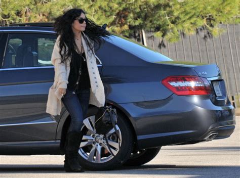 Cuáles Son Los Coches De Vanessa Hudgens Atracción360