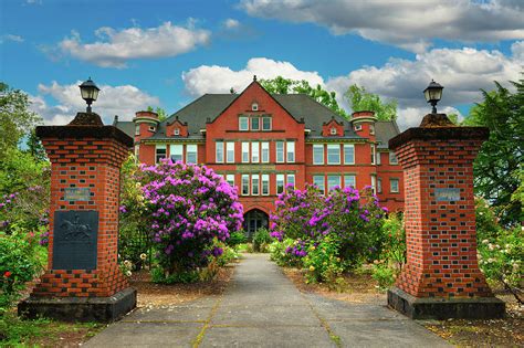 Willamette University Campus