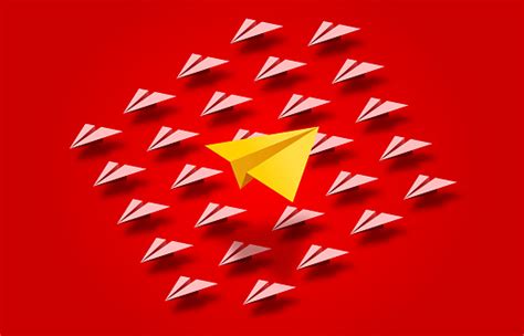 종이 비행기 비행 리더십 트렌드 창의적인 솔루션 및 독특한 방법 개념을 다르게 생각하십시오 달라지다 노랑에 대한 스톡 벡터 아트 및 기타 이미지 Istock