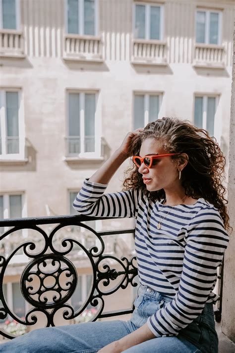 Petite Styling Guide To Get The French Girl Parisian Look