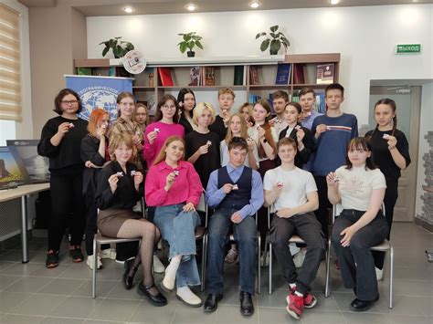 «Брошь выпускника» - Далматовская центральная библиотека