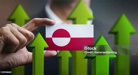 국가 성장 개념 녹색 위쪽 화살표그린란드 국기의 카드 사업 3차원 형태에 대한 스톡 사진 및 기타 이미지 3차원 형태 개념 개념과 주제 Istock