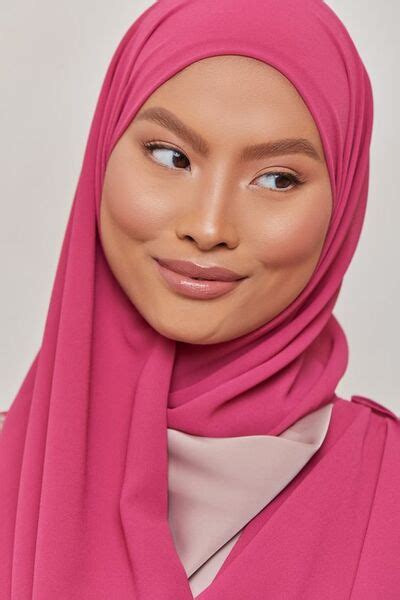 Baju Pink Cocok Dengan Jilbab Warna Apa Ini Inspirasinya Inspirasi Shopee