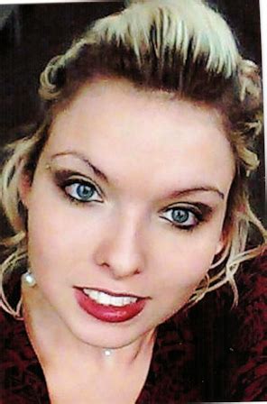 Amber Kramer 62937 510