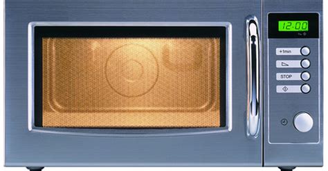 The Disadvantages of Microwaves | eHow UK