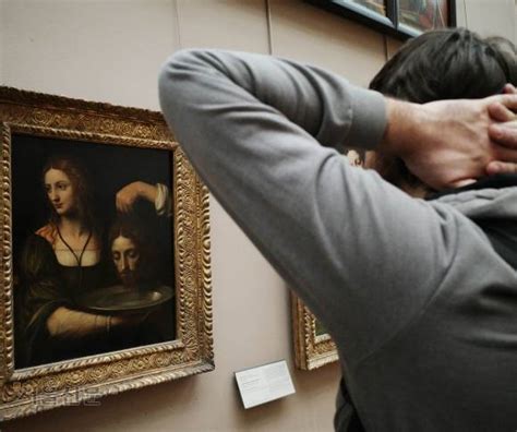 천태만컷 말없이 마주한 진실