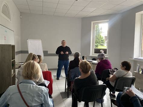 У Полтаві переселенцям розповіли про особливості отримання компенсації за зруйноване або