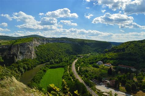 Хотел Дипломат Парк Луковит