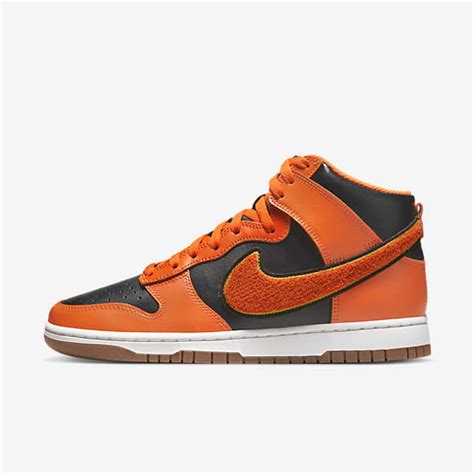 Nike Dunk High Top Shoes