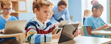 Engage Your Students With These Top 5 Classroom Review Games