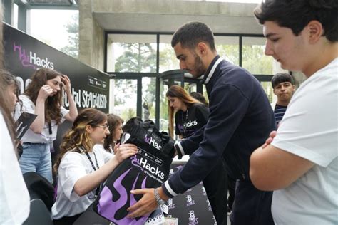devhacks hackathon hicks off as part of tech week vanadzor 2025 public radio of armenia