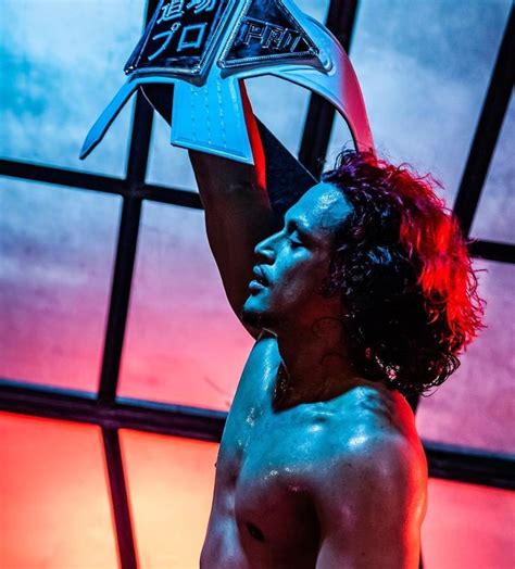 Aaron Solow As Champion Solow Wonder Woman Women