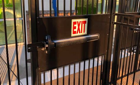 Seattle Custom Gate Contractors Hardware And Latches L Economy Fence