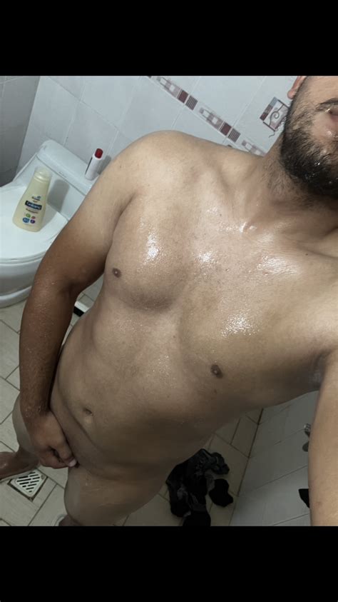 ۲۲سالمه خوشتیپ خوش فیس از اصفهانعکس