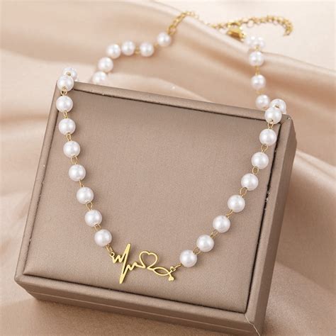 Lantisor Inox Auriu Bataile Inimi Si Perle N1576