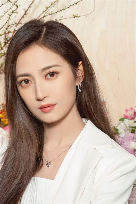 Ghim Của Zed ® Trên Wang Chu Ran Trong 2024 Nữ Thần Diễn Viên Nữ
