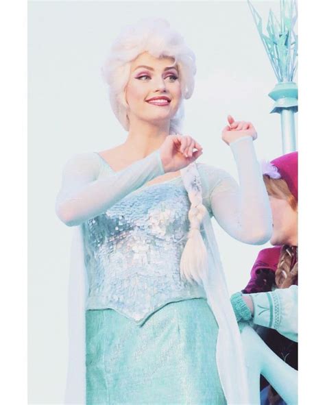 Pin By Trh On Elsa Face Character Face Characters Elsa Face Elsa