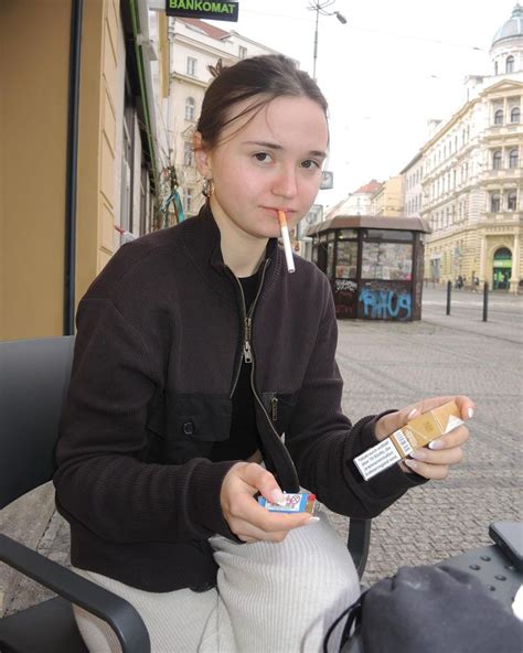 Pin On Smoking Girl