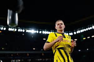 Sunderland And Wolves Both Keen On Borussia Dortmund Defender Sport