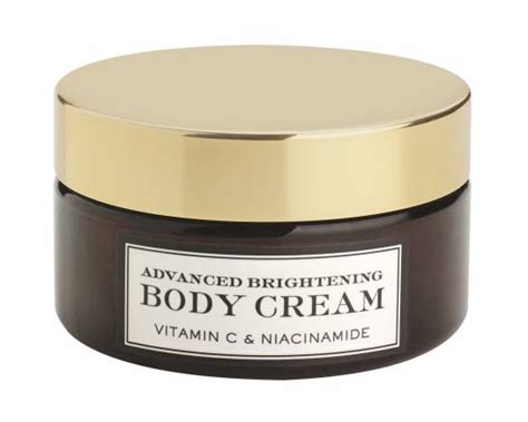 Body Cream vs. Body Lotion: Difference and Functions | IYTmed.com