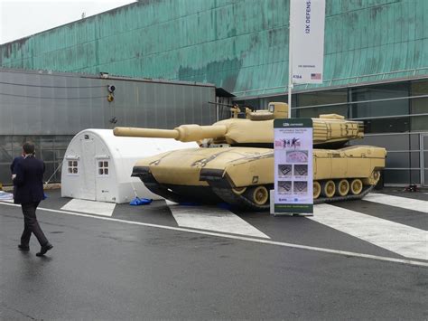 i2k inflatable tanks eurosatory 2024 le monde de la