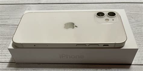 Первый взгляд на iPhone 12 mini и iPhone 12 Pro Max. Они поступят в ...