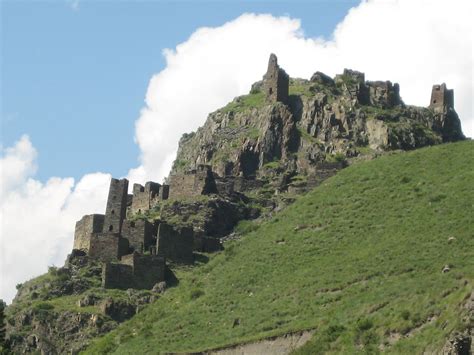 ნიკორწმინდა შაორის ტბა ხოტევის ციხე მინდა ციხე 0 Gel კავკასუს ფერედაისი