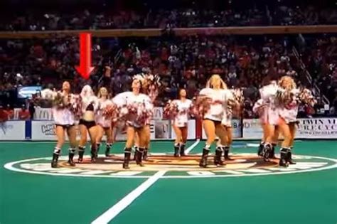 Nfl Cheerleaders Wardrobe Malfunctions
