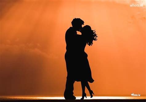 New Cute Couple Kisses Pose Photoshoot Best Pictures