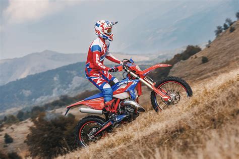 Motorrad Vergleich Rieju Mrt Sm 125 2010 Vs Beta Rr 125 2t Racing 2023
