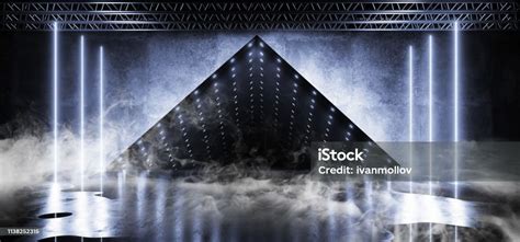 연기 네온 빛나는 Led 레이저 가상 현실 착시 무한대 발광 거울 상자 그런 지 콘크리트 반사 방 형광 파란 백색 빛나는 빛 추상 갤러리 3d 렌더링 0명에 대한 스톡 사진