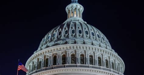 Сенат США схвалив законопроєкт про тимчасовий бюджет без допомоги Україні та Ізраїлю