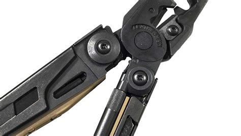 Leatherman Mut Eod Для військових і не тільки огляд відгуки мультитула