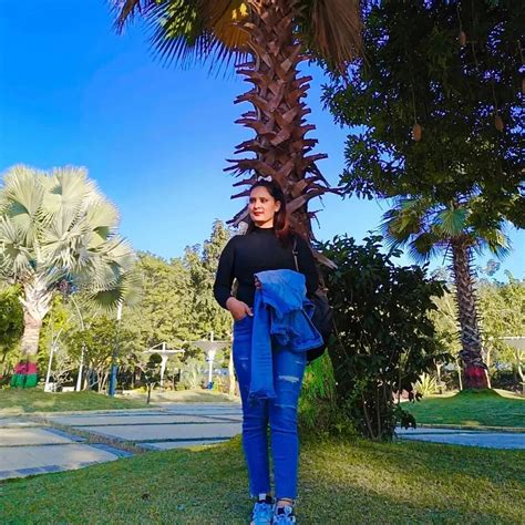 Gerritsen Beach Model Gerritsen Beach Model Magazine