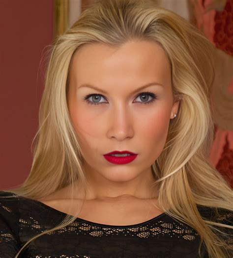 Lizzy Merova Actress Height Weight Wiki Biography Boyfriend Age