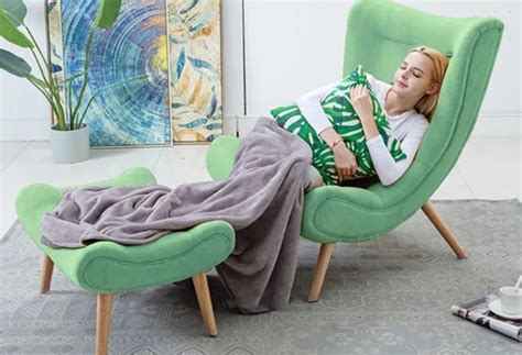 Современные, удобные и элегантные модели: кресла для гостиной из ...