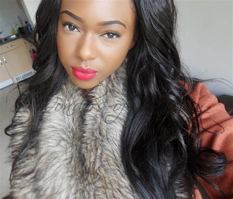 Wonders Of Beauty Lipstick Diary Using MAC Ruby Woo Lipstick