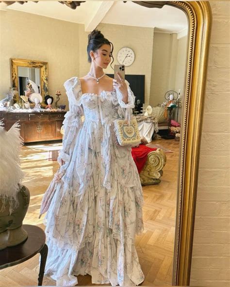 How To Create Modern Bridgerton Inspired Outfits Regency Era Fashion