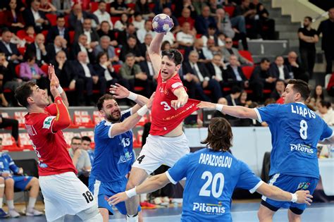 ირაკლი პრეზიდენტ მიხეილ ყაველაშვილთან ერთად „თბილისი არენაზე“ საქართველოსა და საბერძნეთის