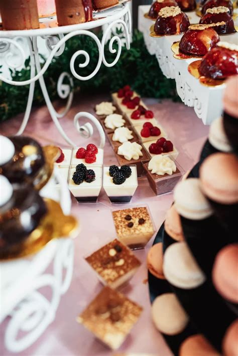 Fiestas Tortas Adultos I Tortas De Merlina Addams Para Inspirarse