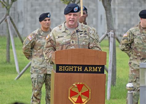 Eighth Army Bids Farewell To Csm Bolmer Welcomes Csm Weaver As New
