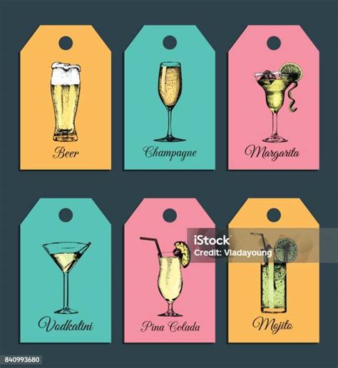 손으로 스케치 알콜 칵테일 안경 태그 벡터는 일러스트 세트 피나 콜라 다 마가리타 모 히 토 등의 음료 0명에 대한 스톡 벡터