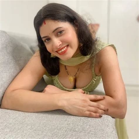 Married Badi Bahan Ki Gaand Faad Chudai Desi Anal Sex Rough Anal