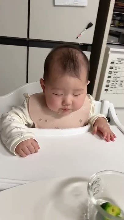 밥먹다 자는 아기 ㅋㅋㅋ Youtube
