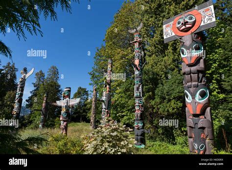 Vancouver Canada Stanley Park Totem Poles At Brockton Point To The