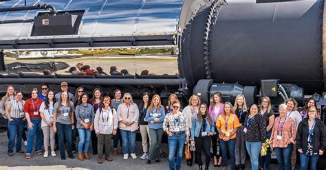 Astec Host Women Of Asphalt Executive Seminar Agg Net