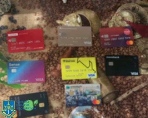 Понад 1 млн гривень збитків правоохоронці затримали фейкових волонтерів В Украине Судебно