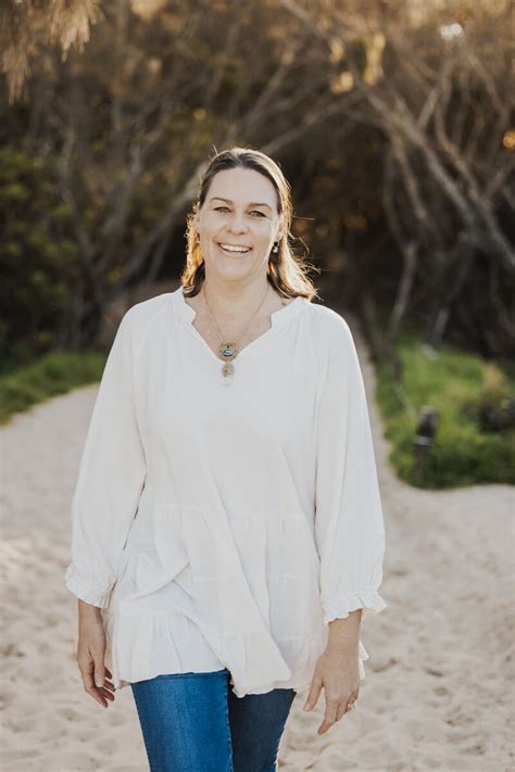 Leah Blissett Sunshine Coast Wedding Photographer About